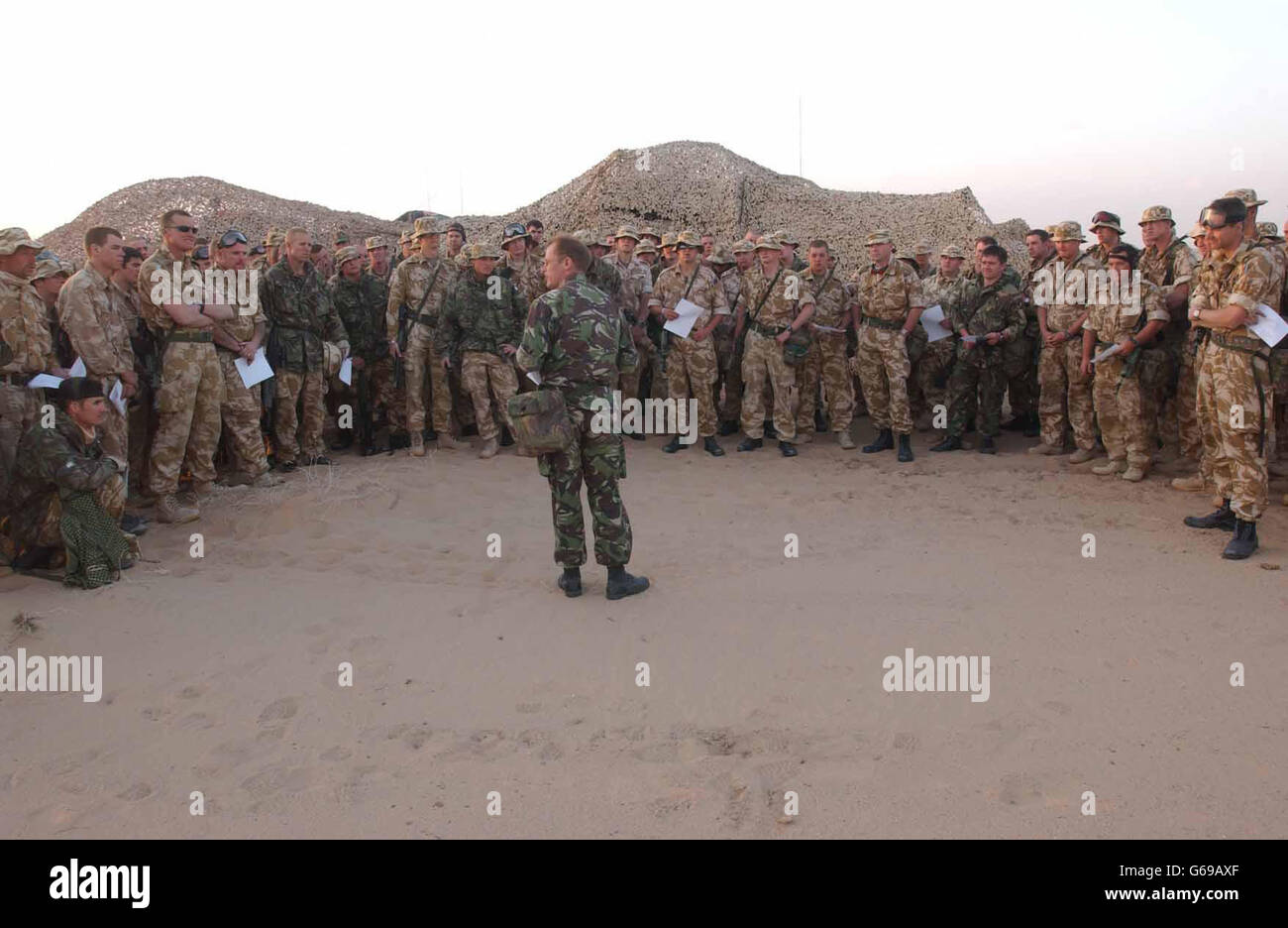 British Forces in Northern Kuwait Stock Photo - Alamy