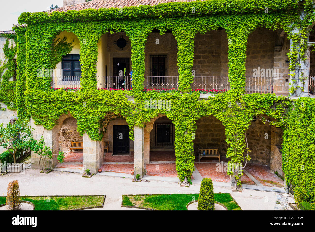 Monastery yuste founded hieronymite order hi-res stock photography and ...