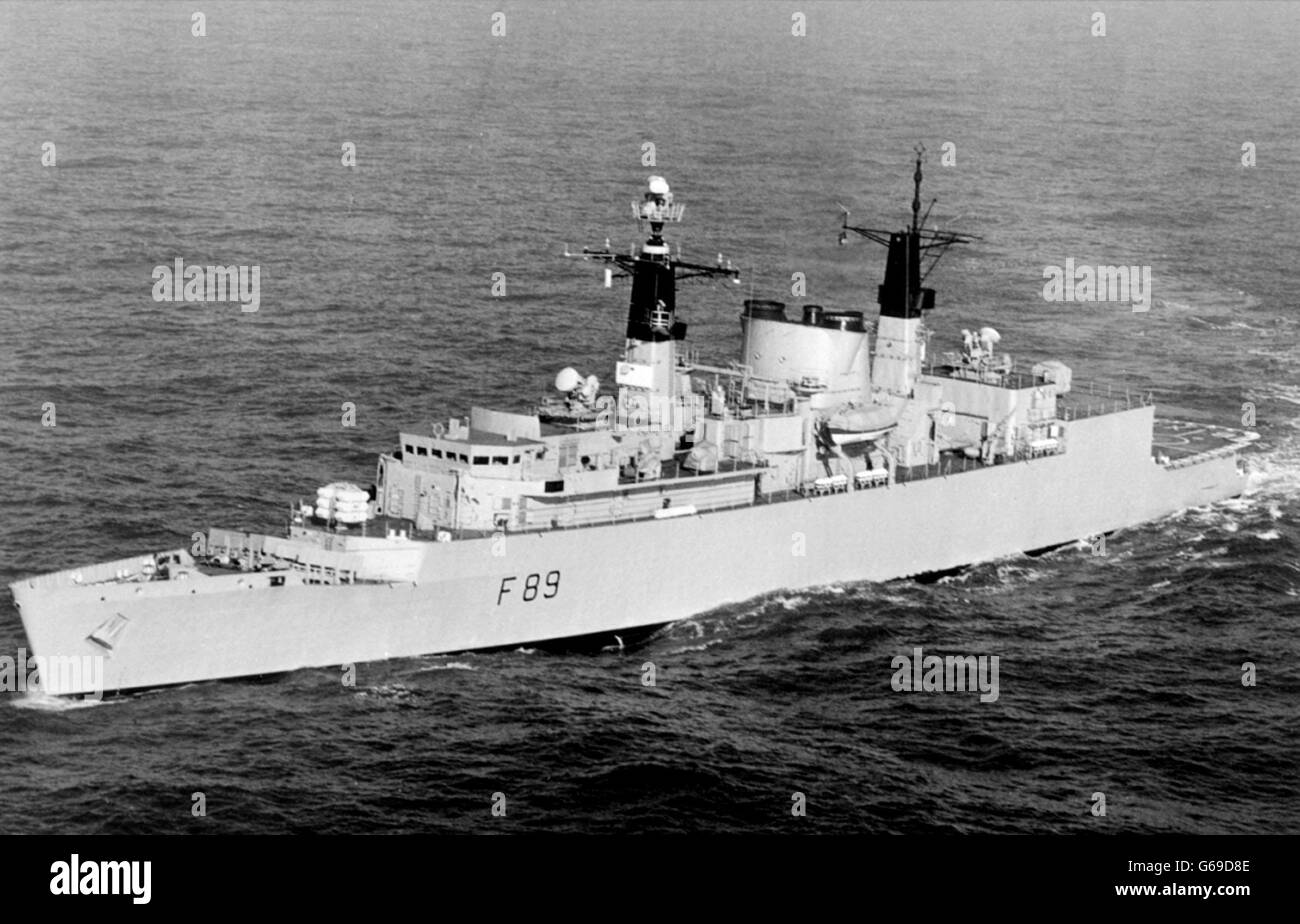 Type 22 Frigate High Resolution Stock Photography and Images - Alamy