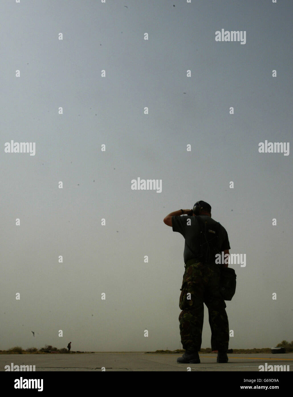 Iraq war 2003 british forces hi-res stock photography and images - Alamy