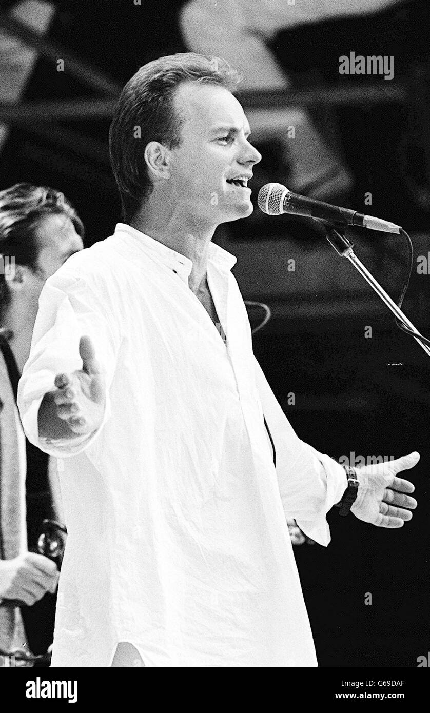 Pop pop star Black and White Stock Photos & Images - Alamy