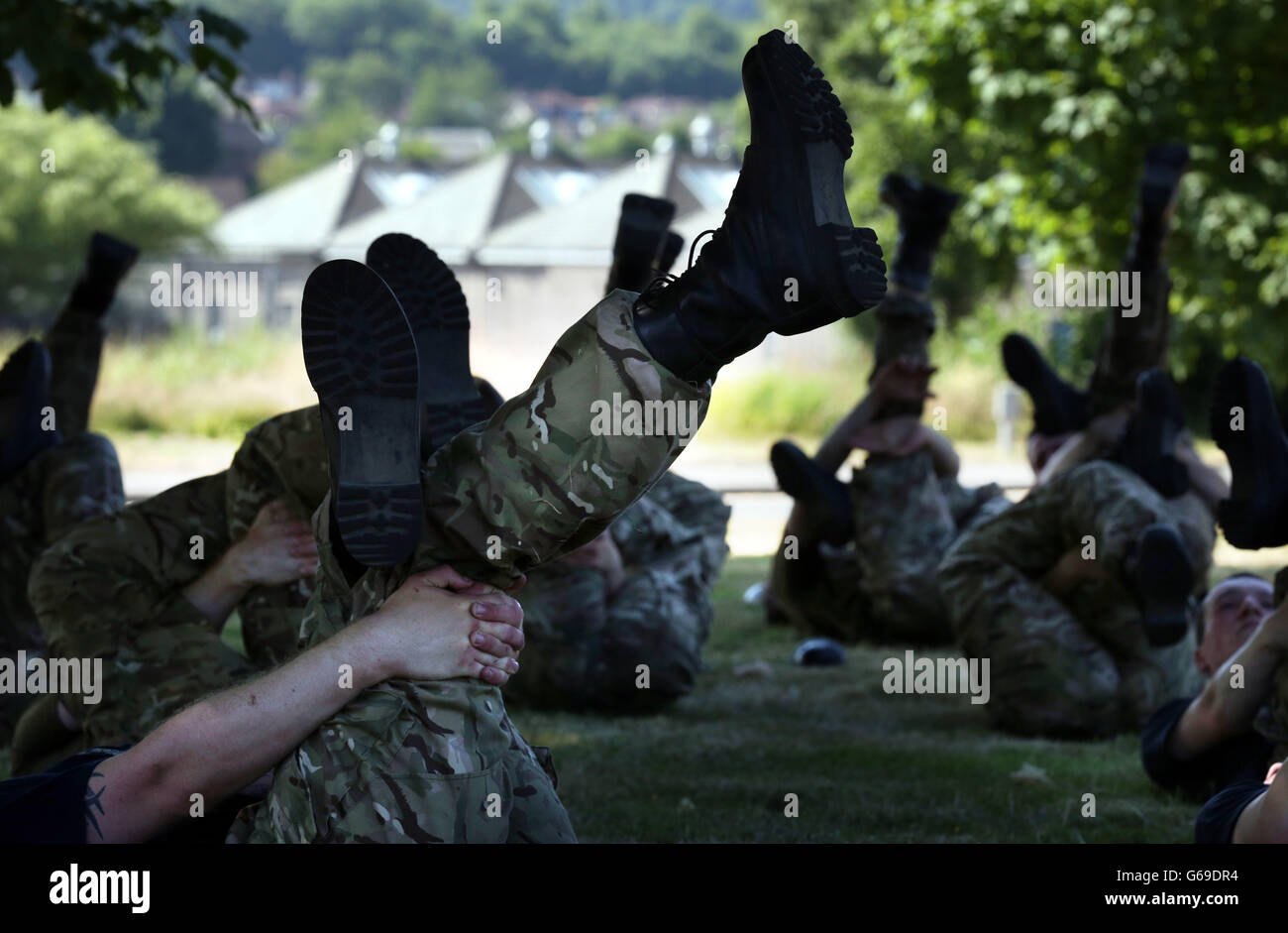 Army Reserve recruits in Scotland Stock Photo - Alamy