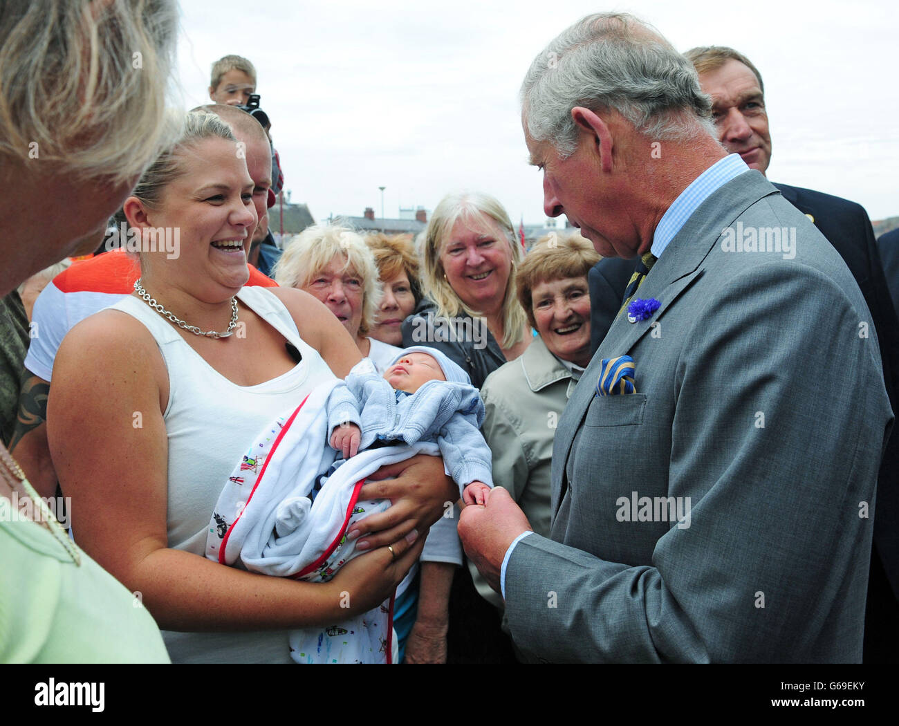 The Prince of Wales meets new born Ronnie Benjamin and his mother ...