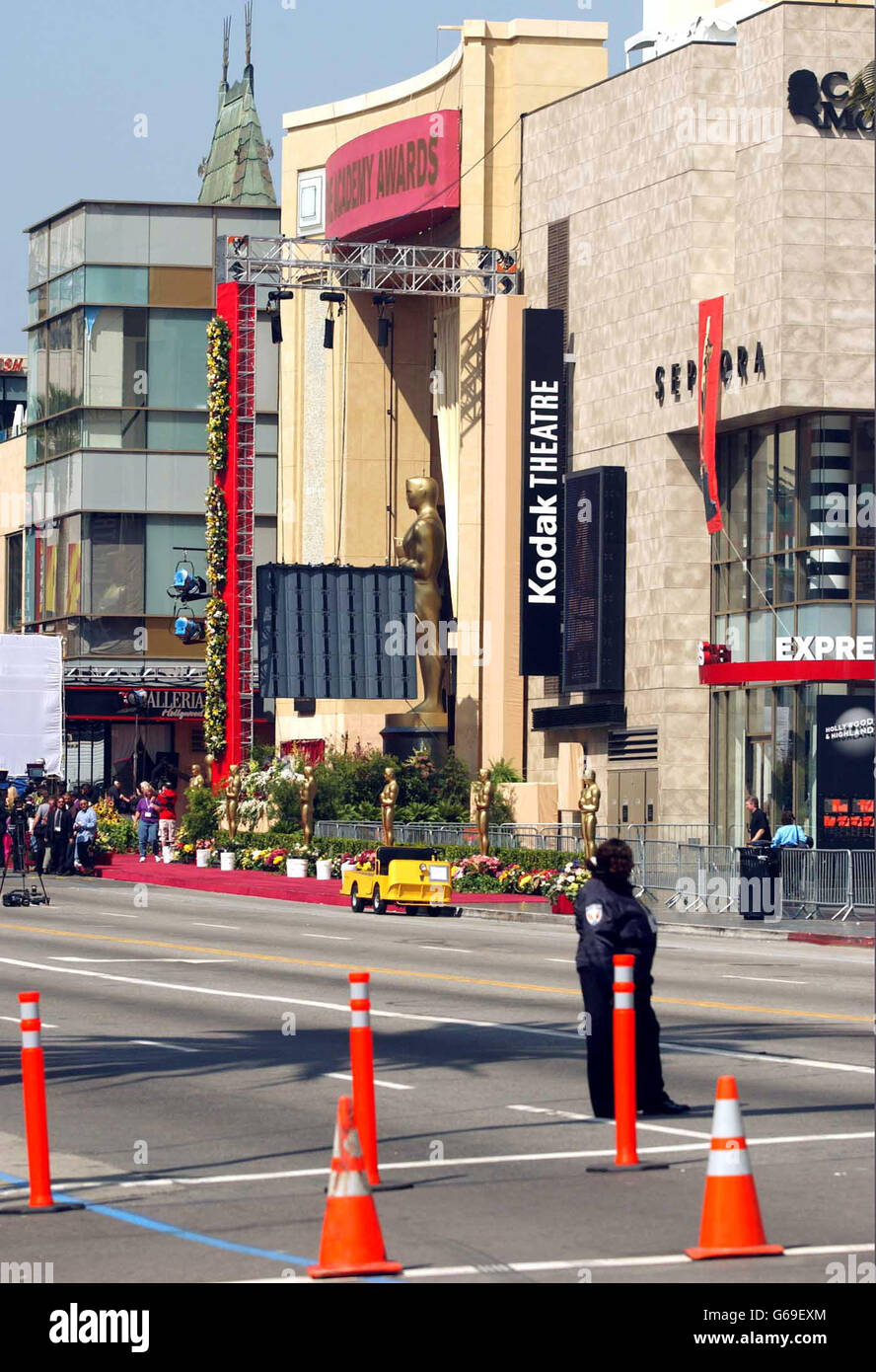 Oscars build up Stock Photo - Alamy