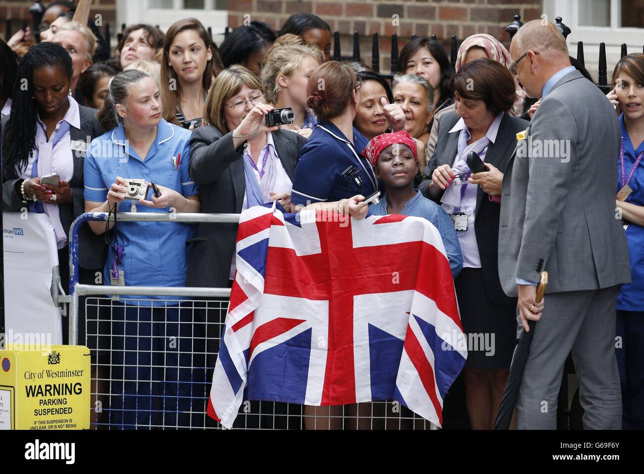 Royal birth wait hi-res stock photography and images - Alamy