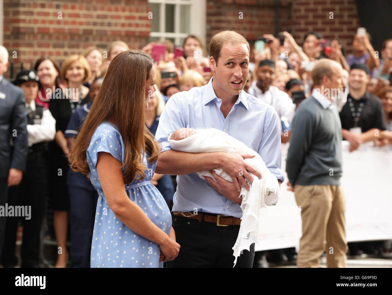 Birth of Prince George of Cambridge Stock Photo - Alamy