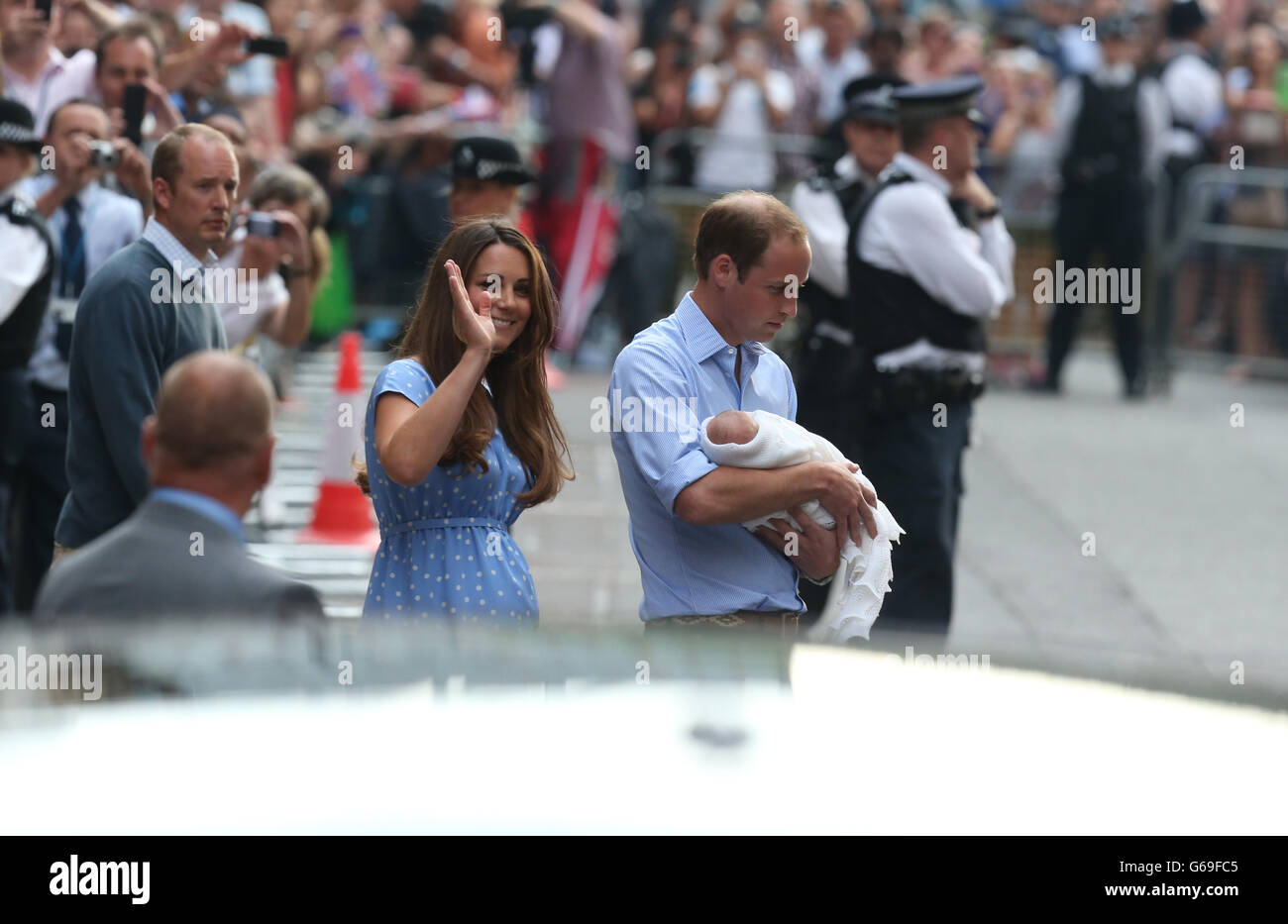Birth of Prince George of Cambridge Stock Photo - Alamy