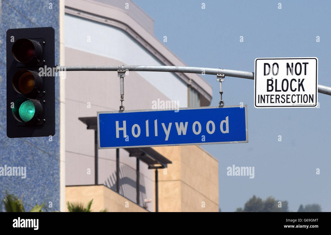 Hollywood street sign in Los Angeles, California Stock Photo - Alamy