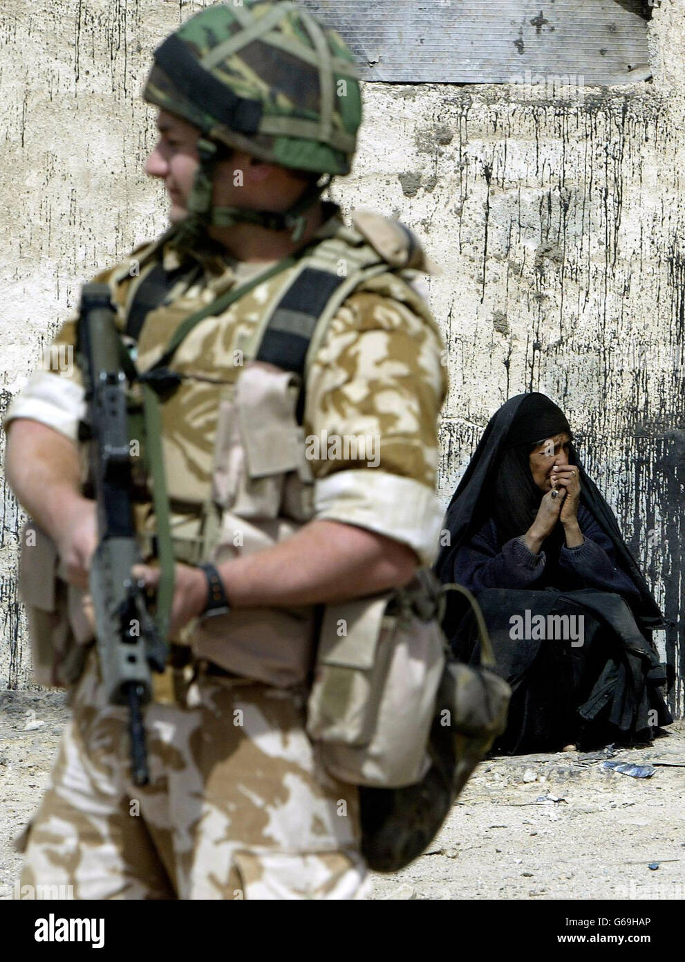 Iraq War British soldier Stock Photo - Alamy