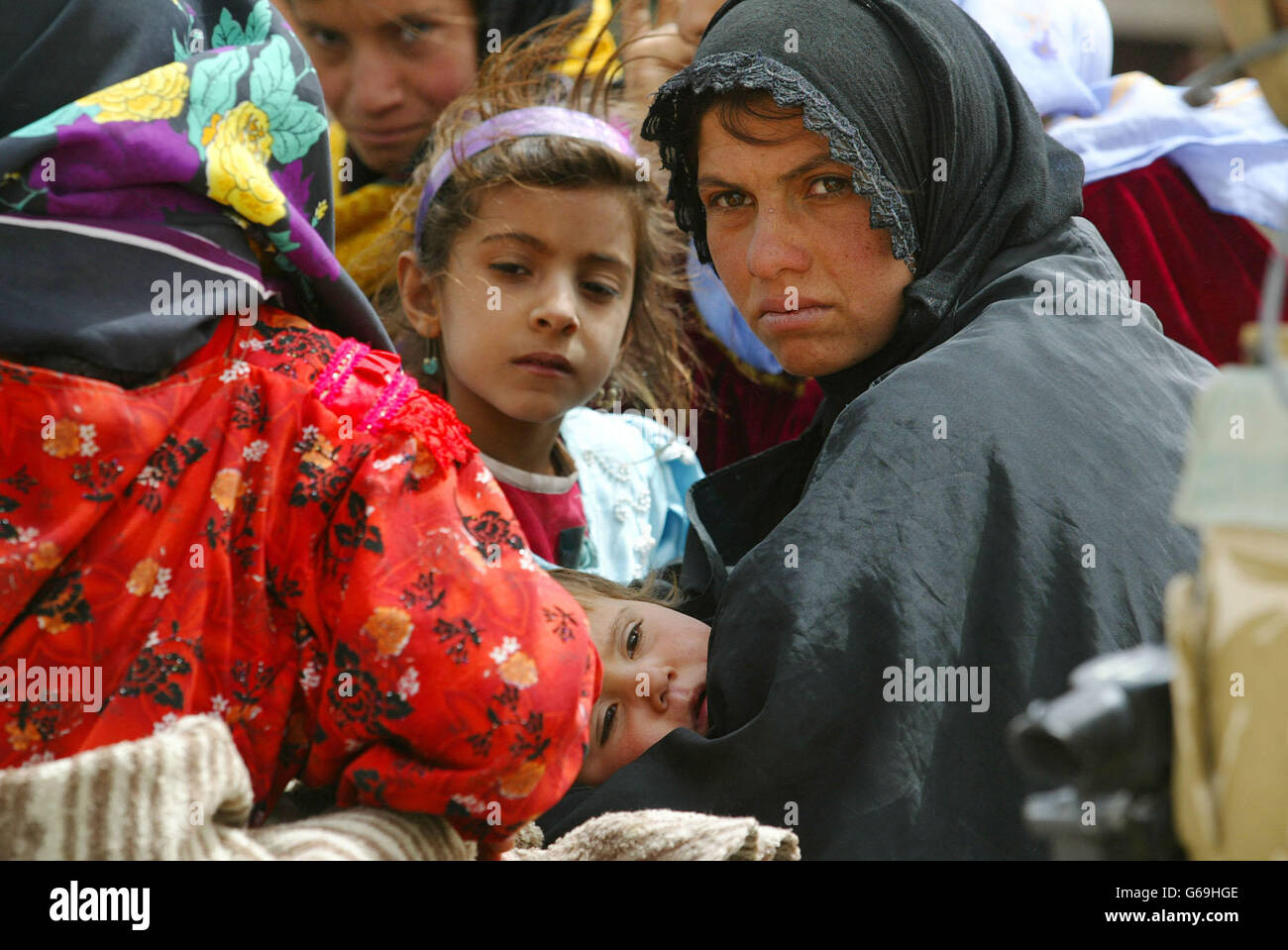 Iraq War Paras search Stock Photo - Alamy