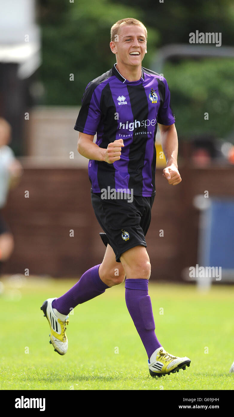 Soccer - Pre Season Friendly - Bristol Rovers v Reading - The Memorial ...