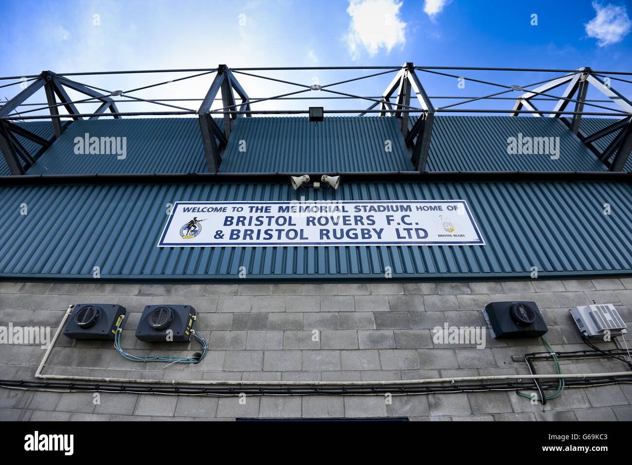 Soccer - Pre Season Friendly - Bristol Rovers v Reading - The Memorial ...