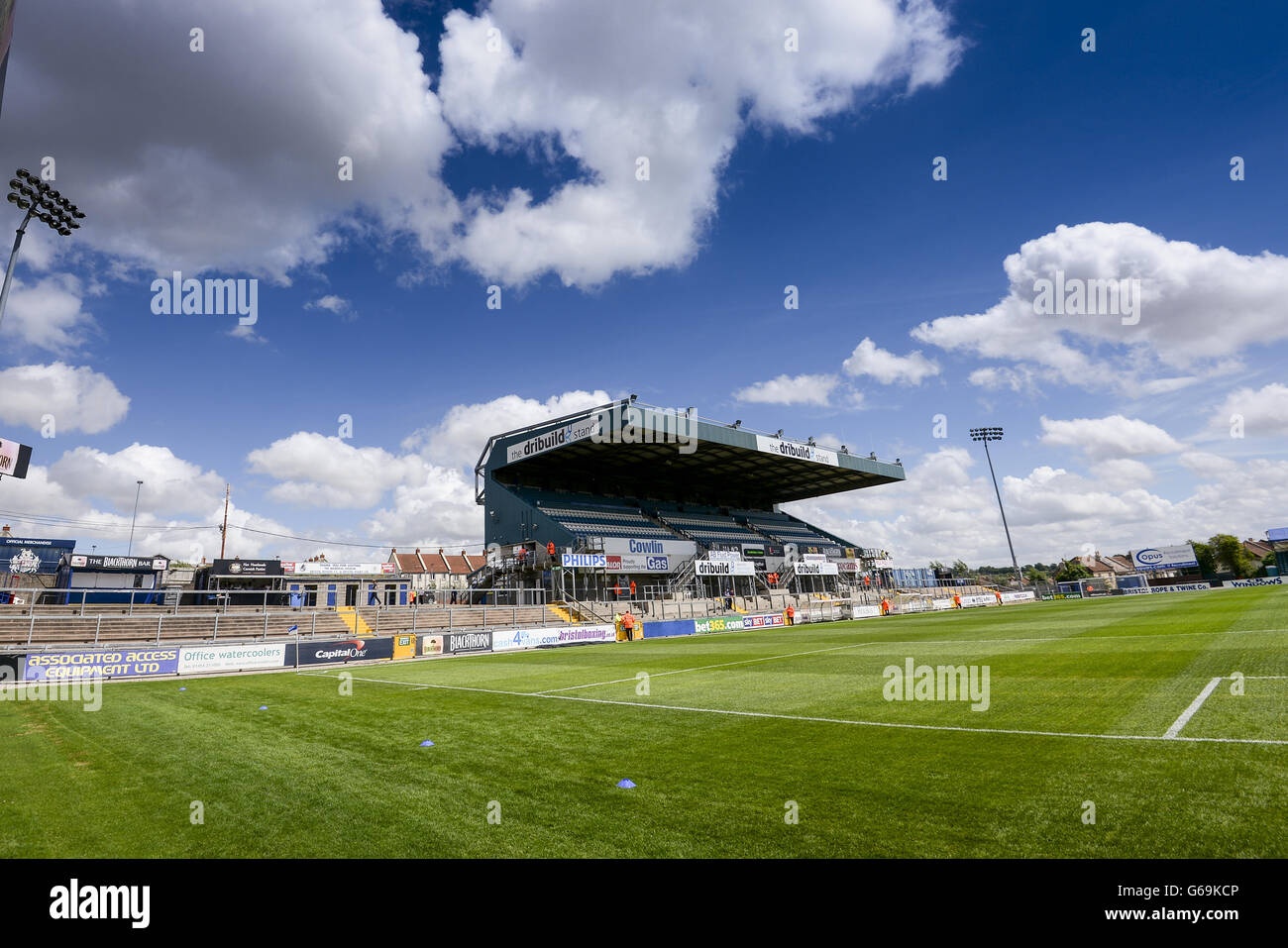 Soccer - Pre Season Friendly - Bristol Rovers v Reading - The Memorial ...