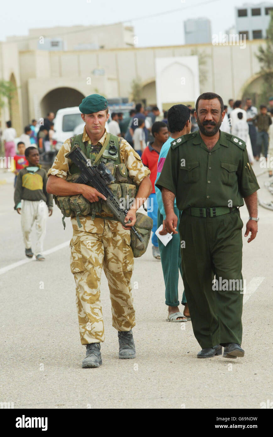 British Troop Patrolling Stock Photo - Alamy