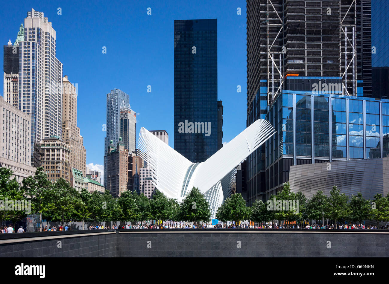 Oculus of Transportation Hub at World Trade Center in New York City ...