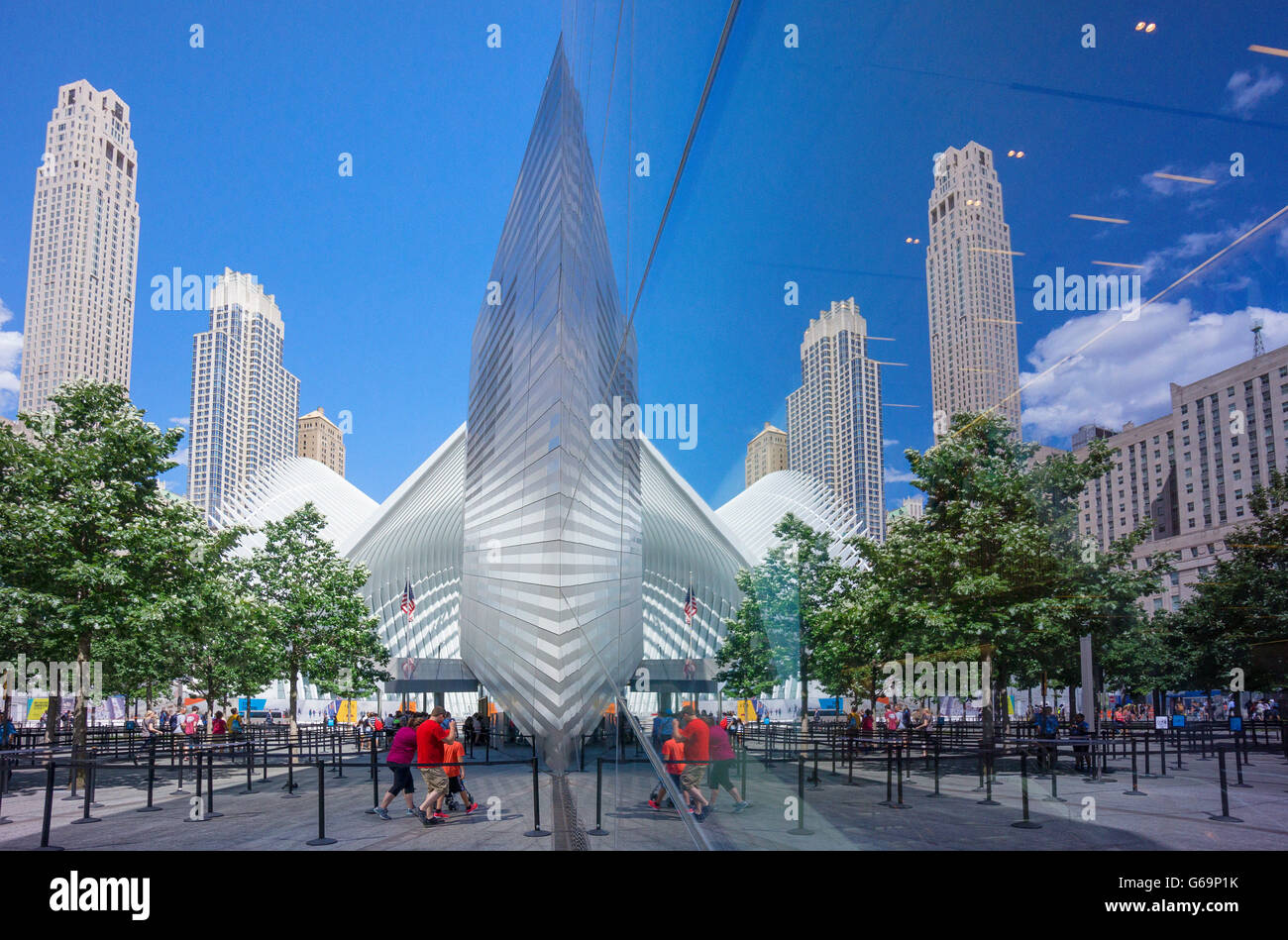 The Oculus of the World Trade Center Transportation Hub reflected in ...