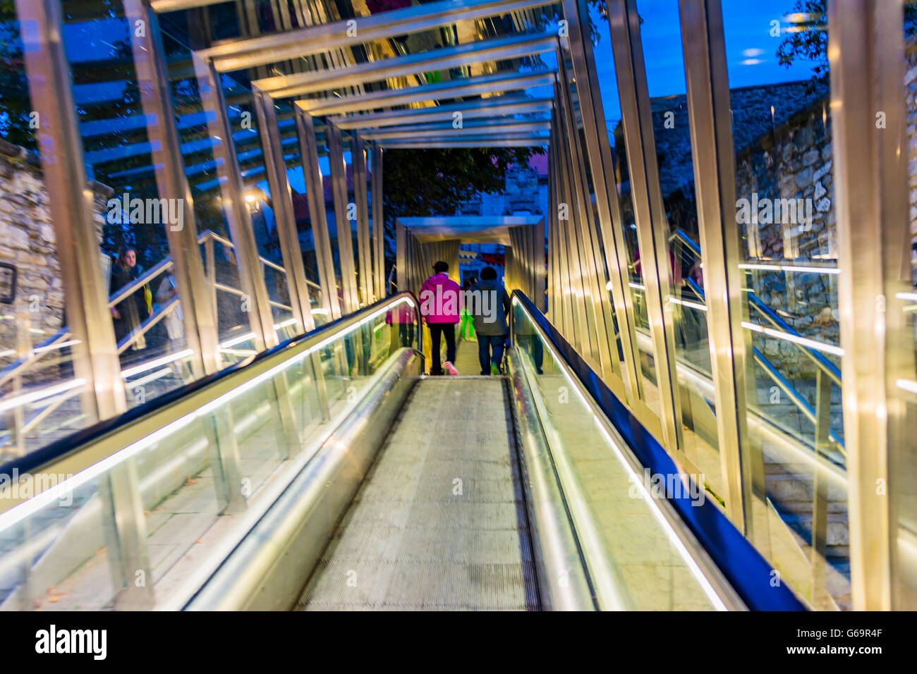 Outdoor escalators hi-res stock photography and images - Alamy