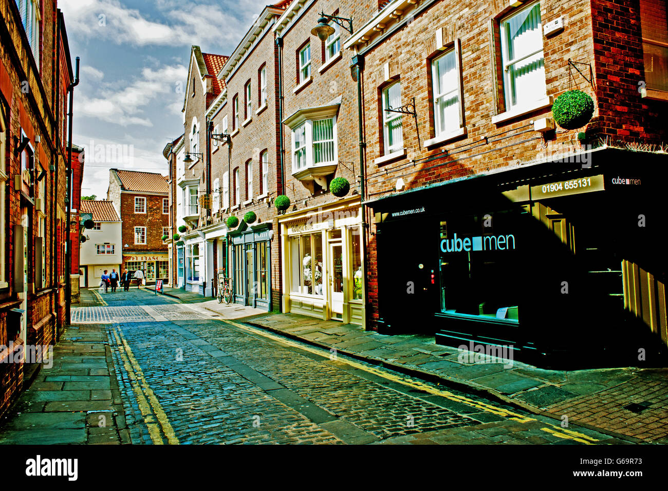 Swinegate york hi-res stock photography and images - Alamy