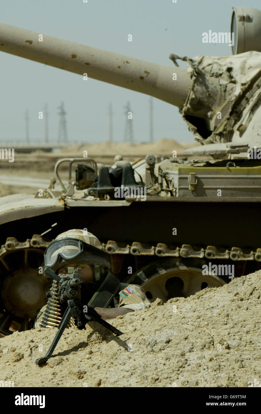 War iraq armed forces military camouflage uniform armoured vehicle hi ...