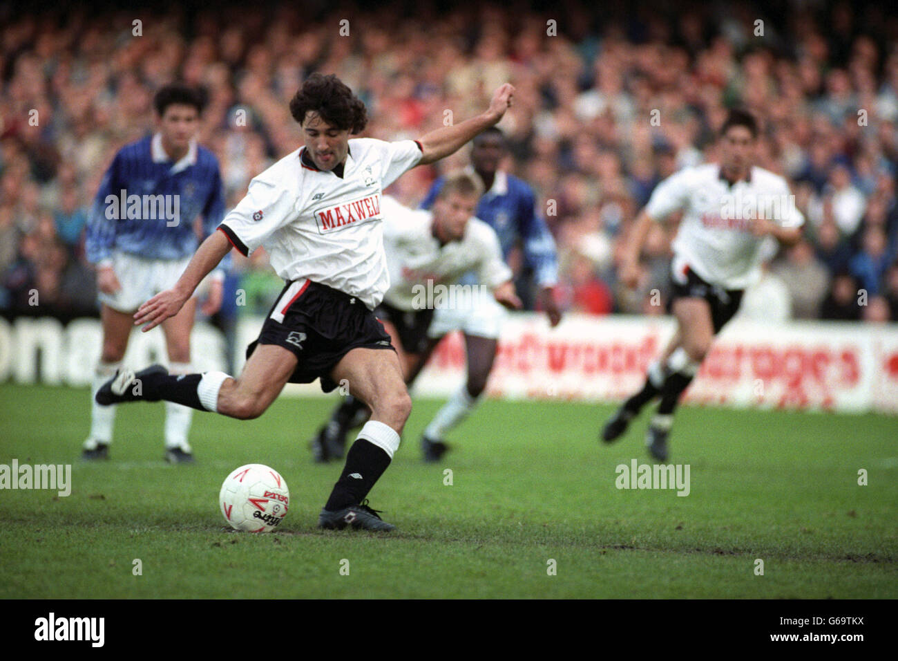 Derby County's Dean Saunders takes the penalty against Luton Town Stock ...