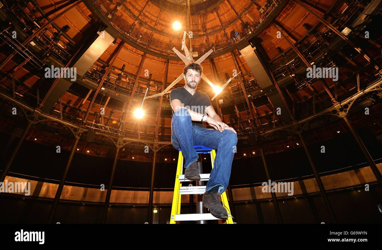Conrad Shawcross' Timepiece Stock Photo - Alamy