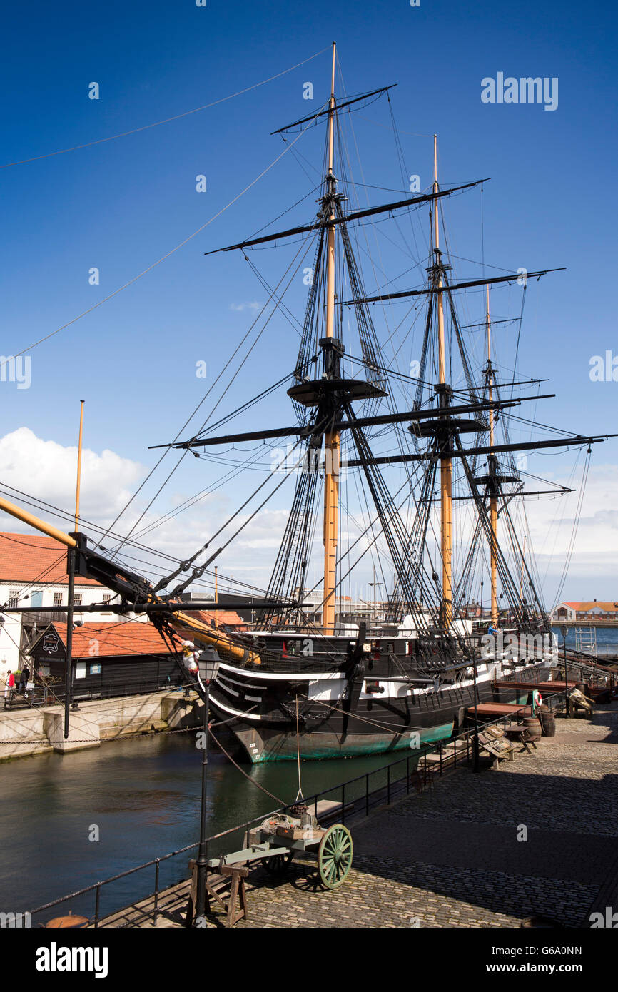 Oldest ship still afloat hi-res stock photography and images - Alamy