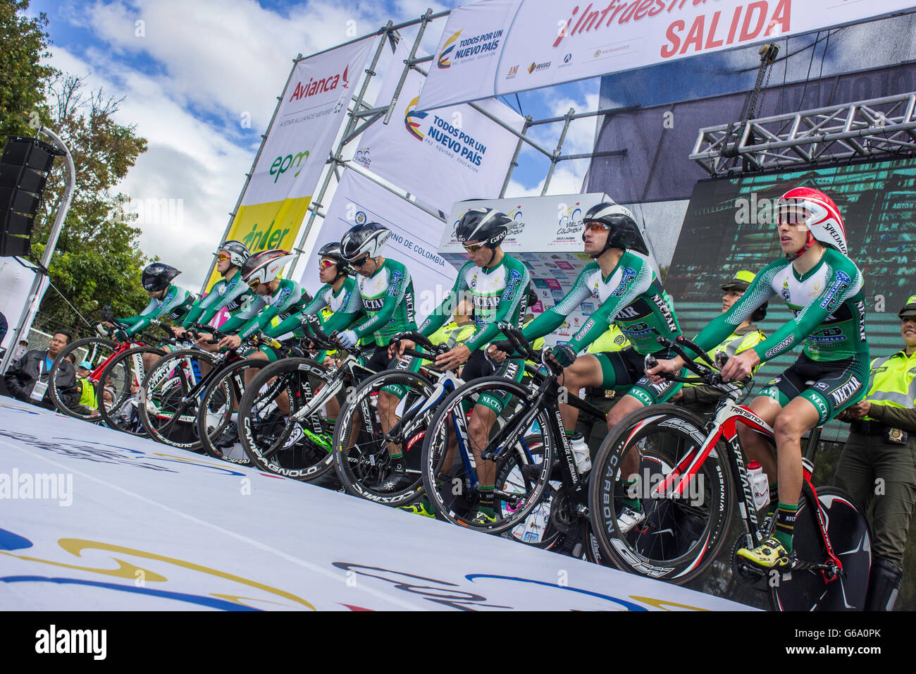 Team bikes hi-res stock photography and images - Alamy