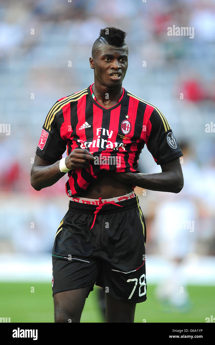 Soccer - 2013 Audi Cup - Third Place Play-Off - AC Milan v Sao Paulo ...