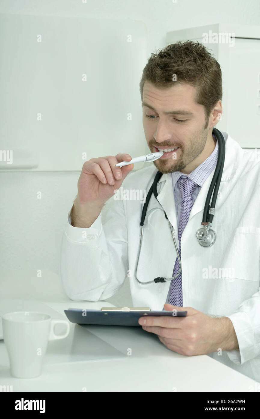 Medical doctor working Stock Photo - Alamy
