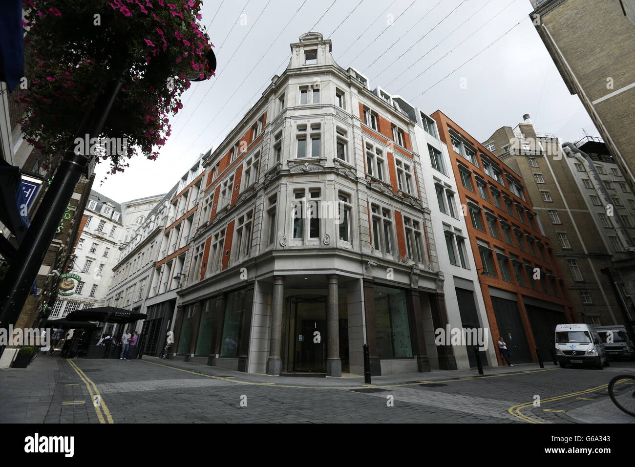 Group ldc hi-res stock photography and images - Alamy