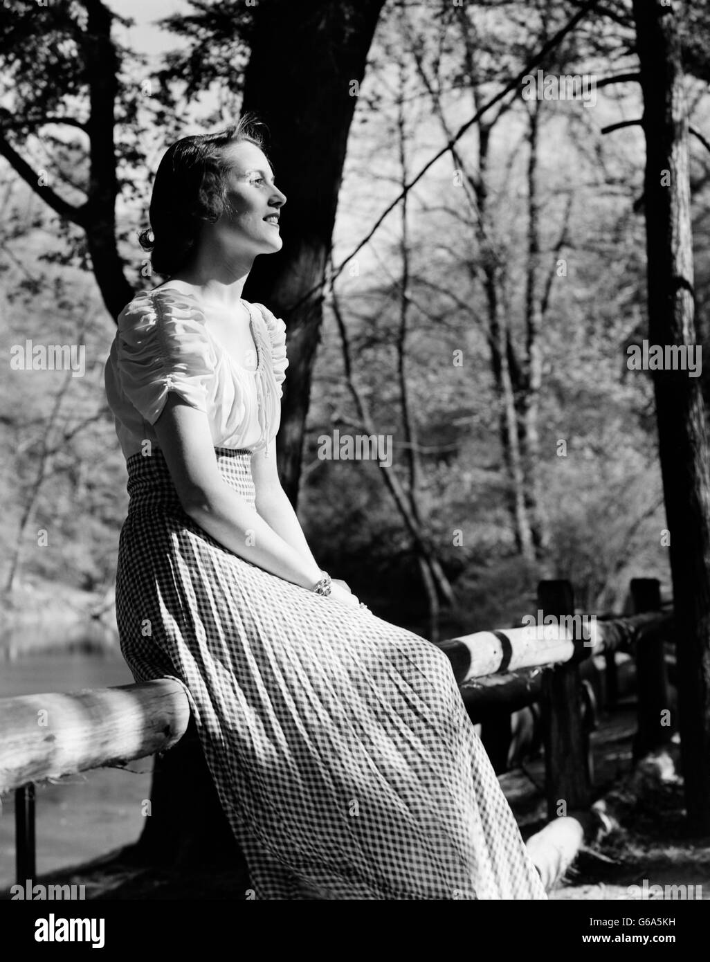 1940s Fashions Stock Photos & 1940s Fashions Stock Images - Alamy