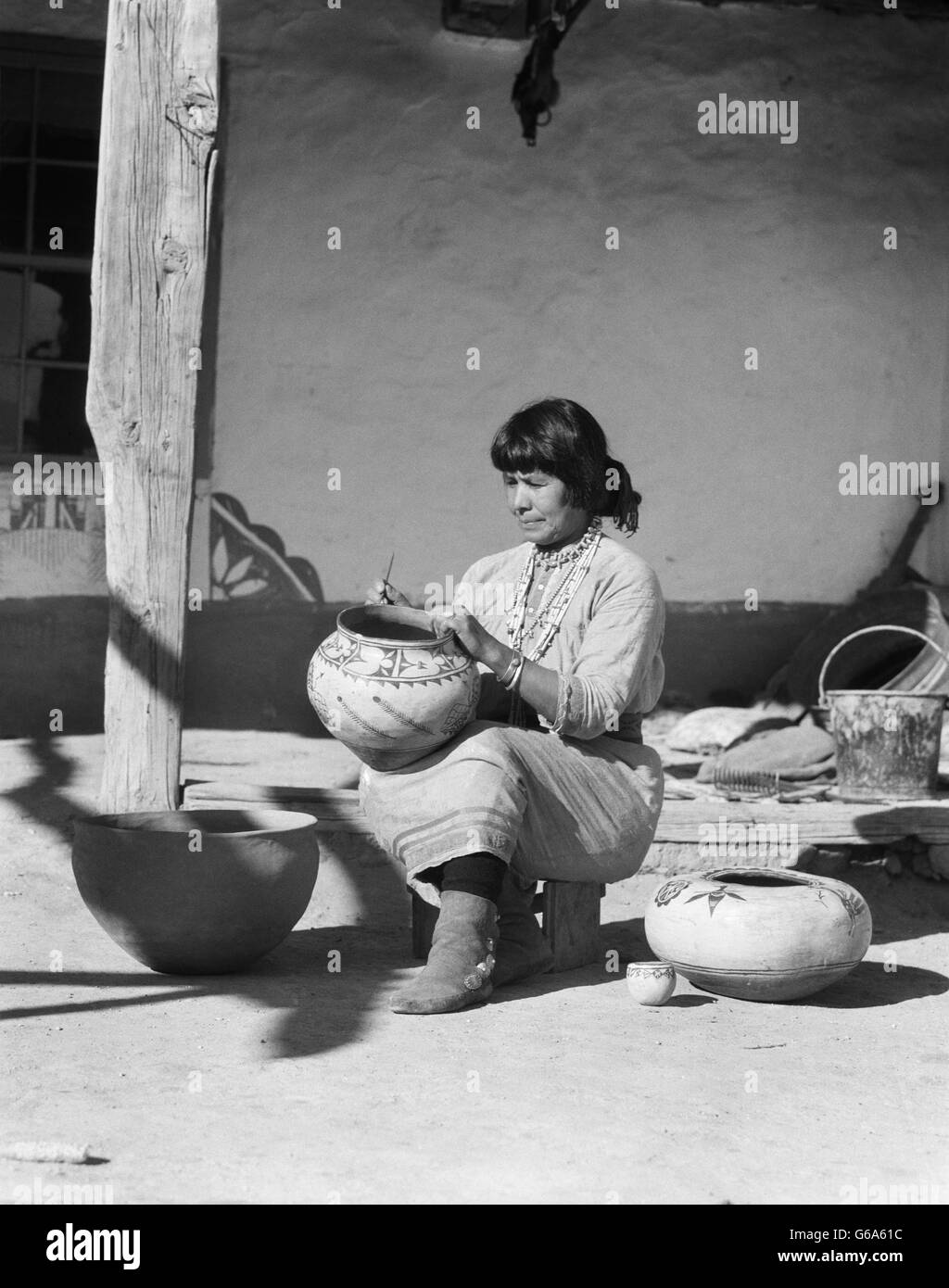 Southwestern indigenous crafts Black and White Stock Photos & Images ...