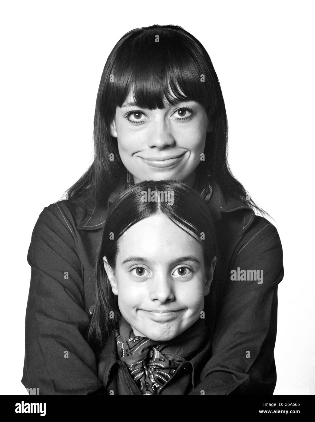 Mother daughter family 1970s hi-res stock photography and images - Alamy