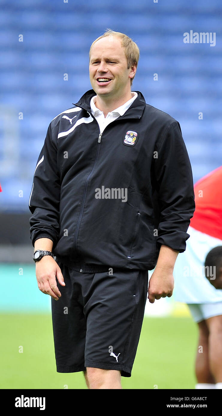 Soccer - Friendly - Oxford United v Coventry City - Kassam Stadium ...