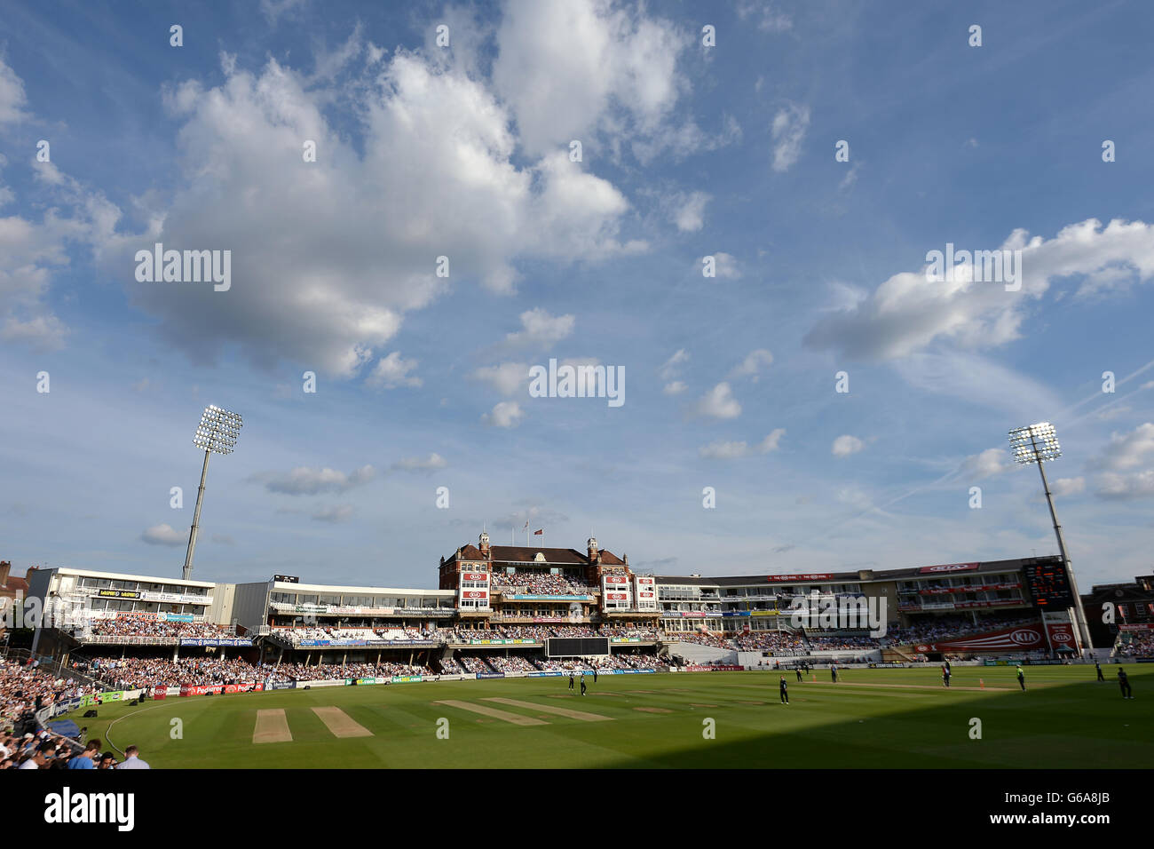 Cricket - Friends Life T20 - South Group - Surrey v Kent Spitfires ...