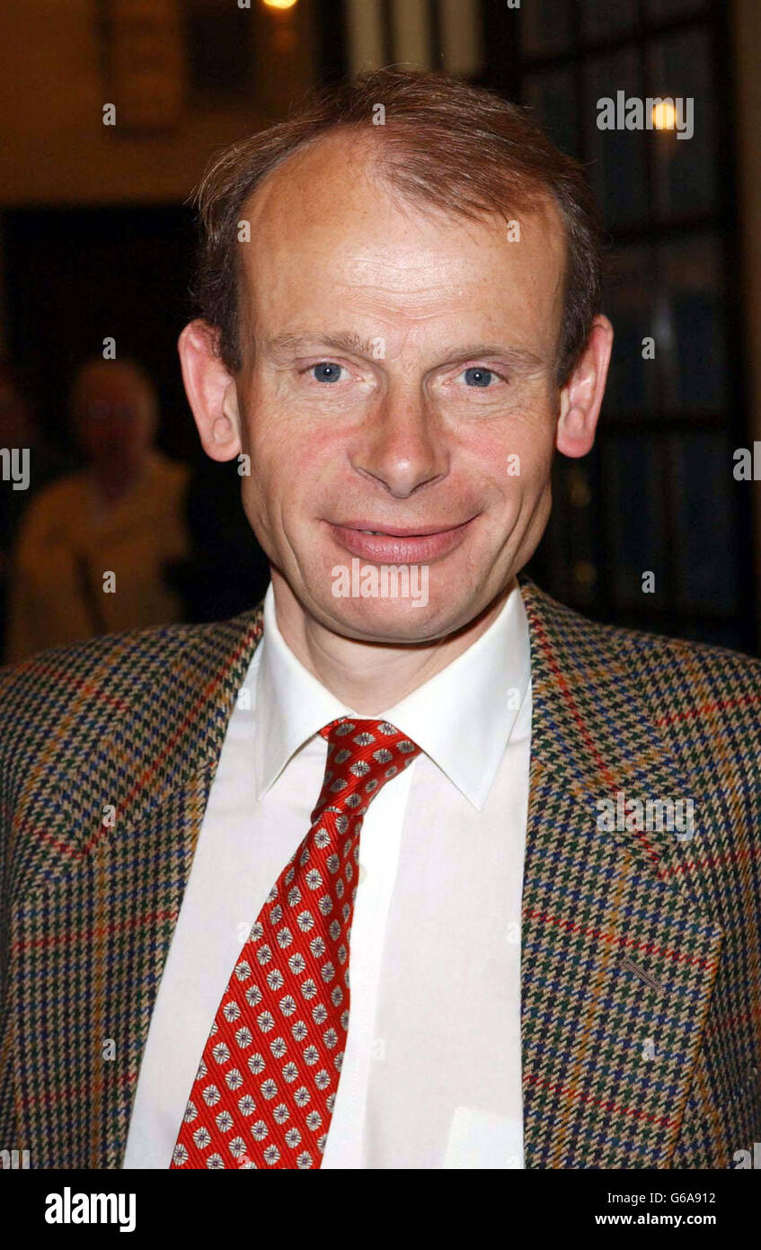 Bbc political editor hi-res stock photography and images - Alamy