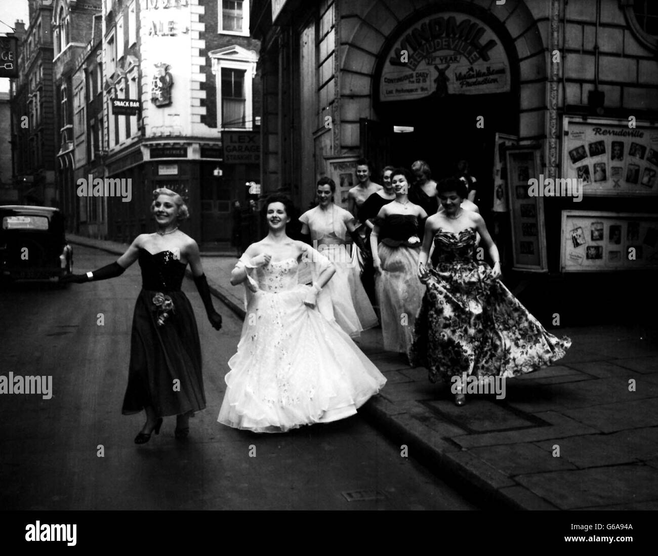 L windmill Black and White Stock Photos & Images - Alamy