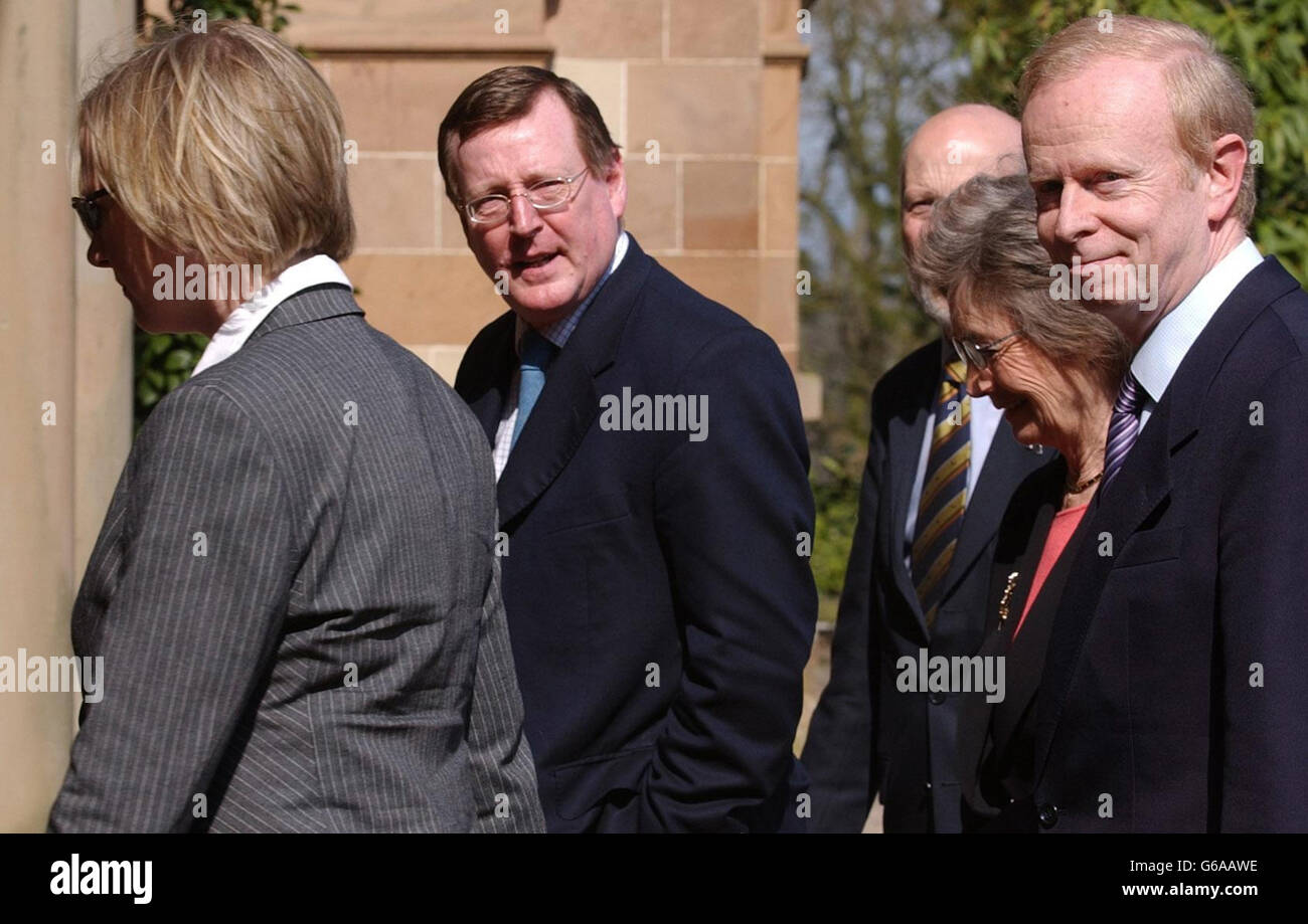 David trimble centre hi-res stock photography and images - Alamy