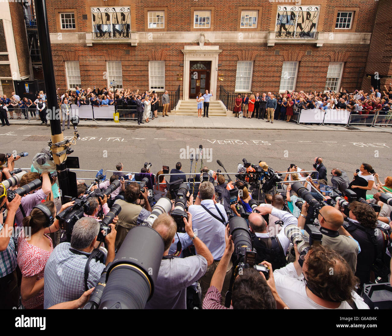 Birth of Prince George of Cambridge Stock Photo - Alamy