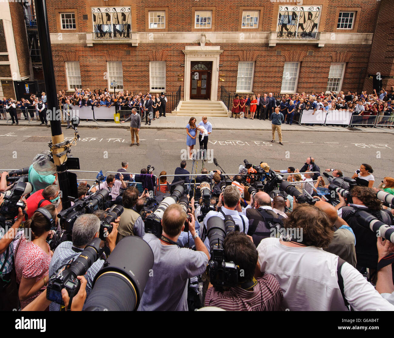 Prince george lindo wing william kate hi-res stock photography and ...