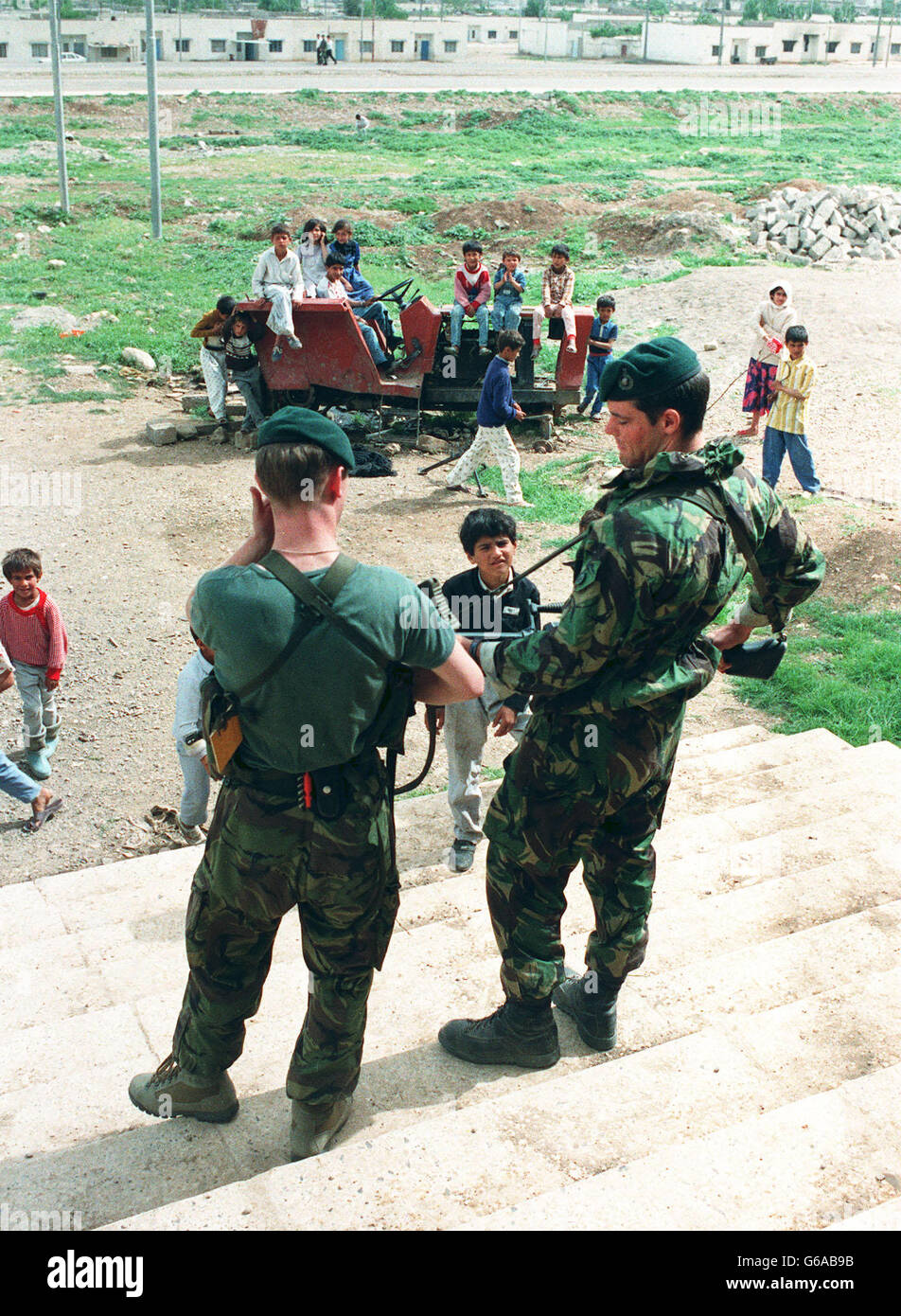 Marines guarding hi-res stock photography and images - Alamy