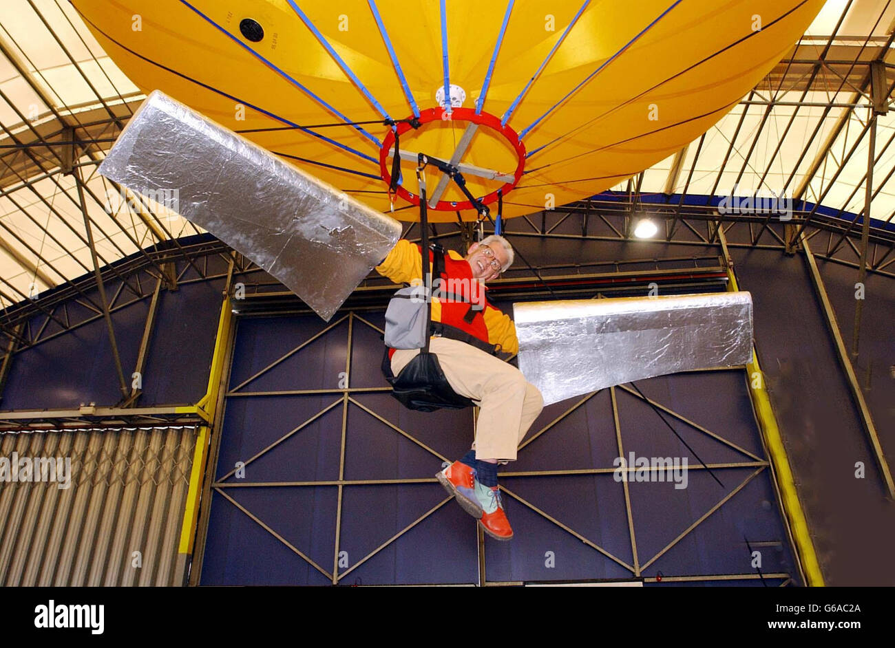Science Shack' presenter Adam Hart-Davis tries to fly like a bird using ...