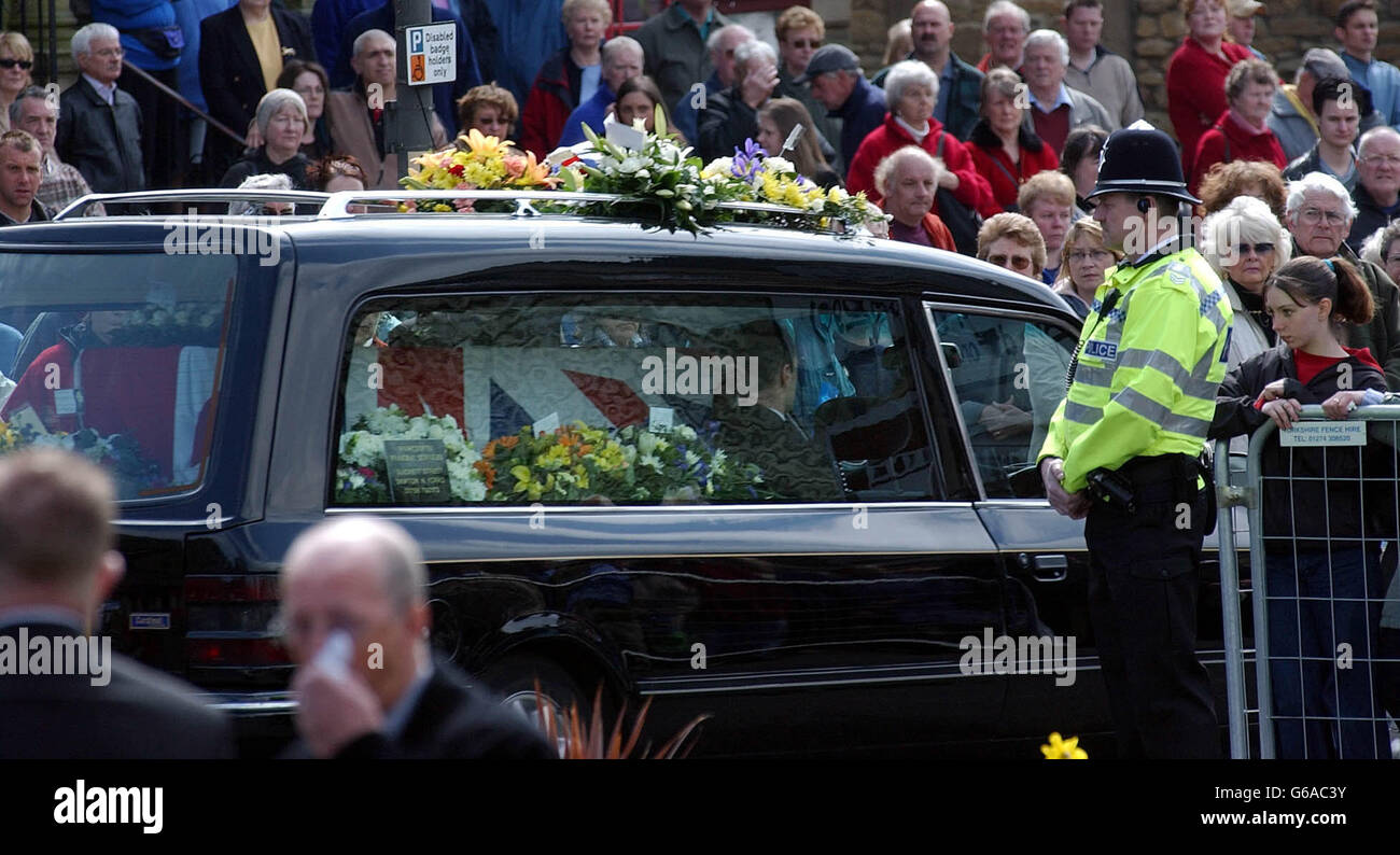 Funeral procession beginning hi-res stock photography and images - Alamy