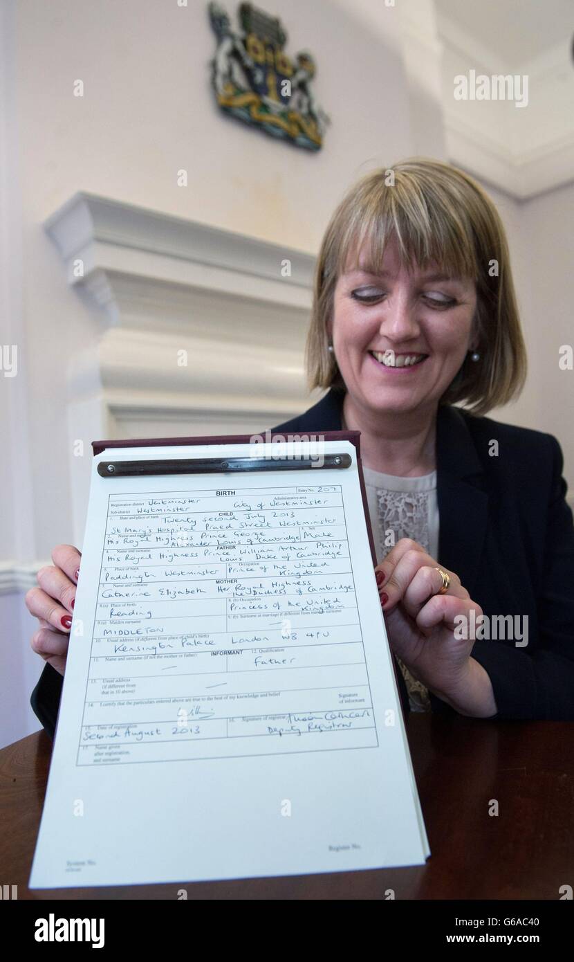 Royal birth certificate hi-res stock photography and images - Alamy