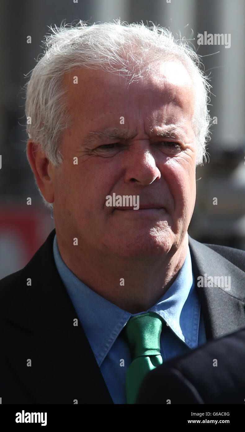 Former player Pat Stanton at the funeral of former Hibernian and ...