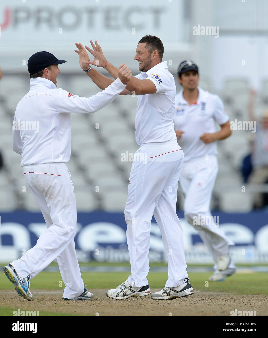 England's Tim Bresnan celebrates taking the wicket of Australia's David ...