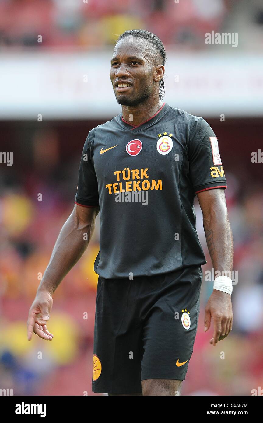 Didier drogba arsenal hi-res stock photography and images - Alamy
