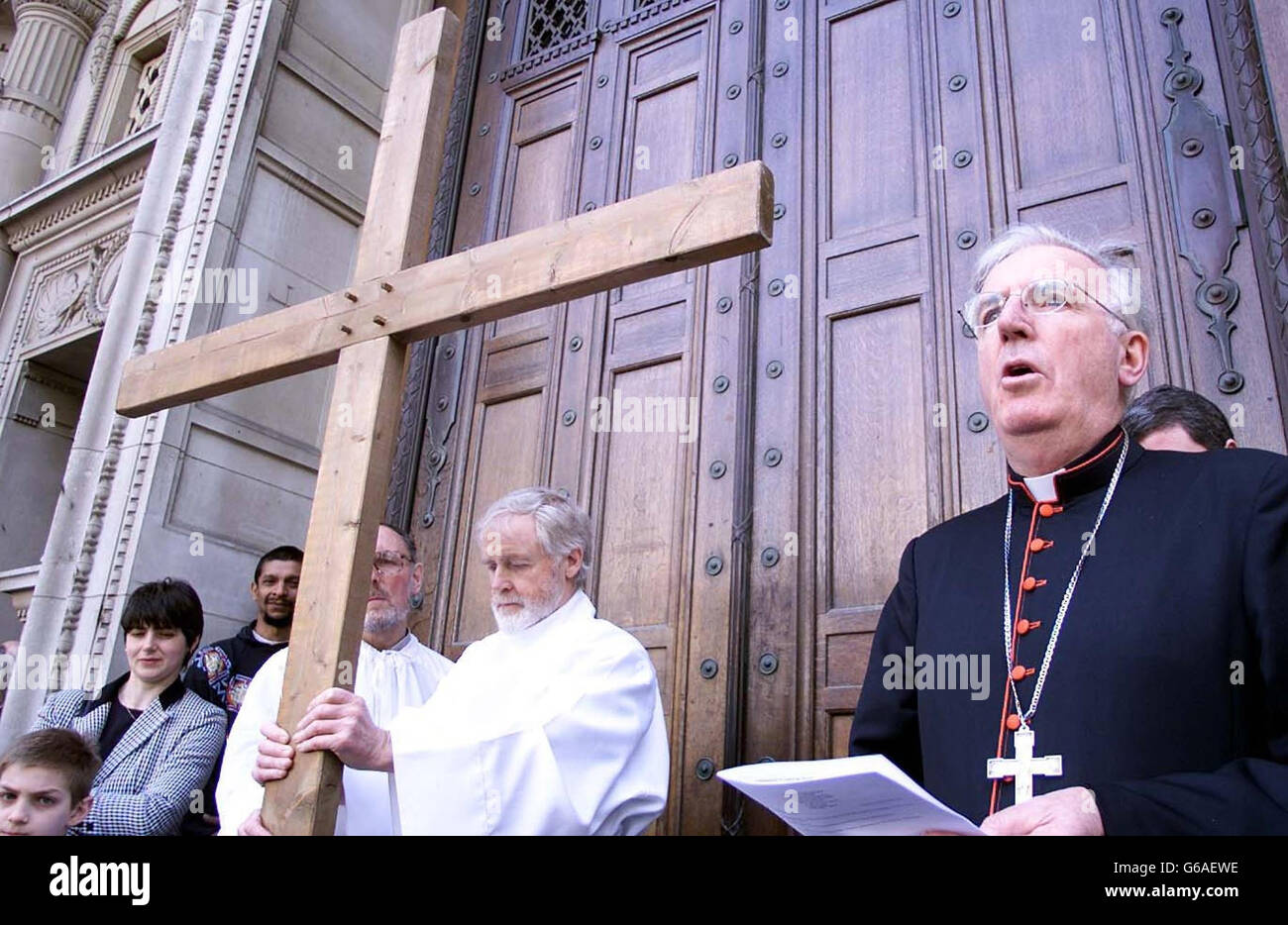 Simon Of Cyrene High Resolution Stock Photography and Images - Alamy