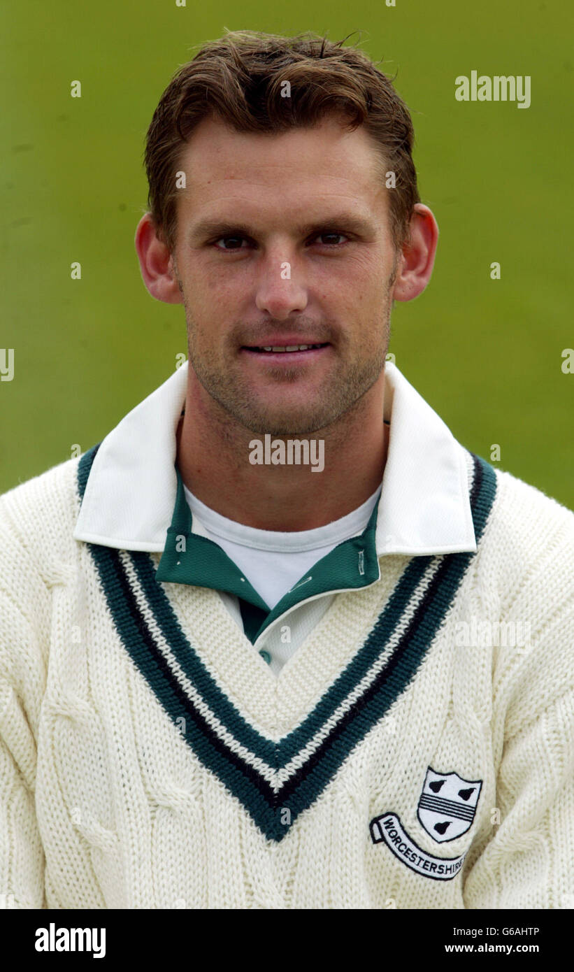 Worcestershire cricket player mark harrity hi-res stock photography and ...