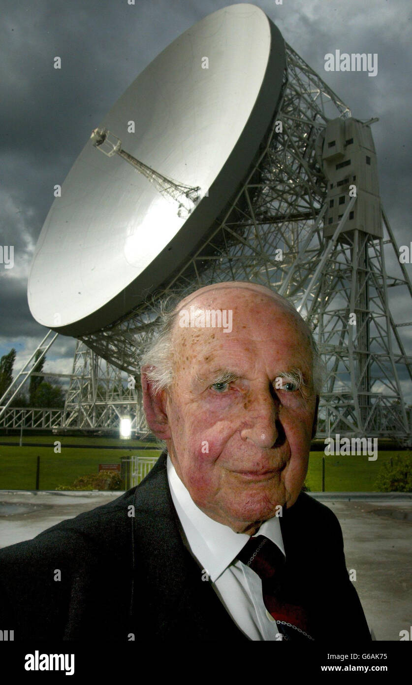 Sir Bernard Lovell Stock Photos & Sir Bernard Lovell Stock Images - Alamy